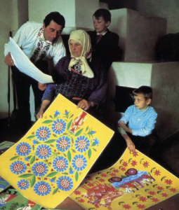 Rusia destruye un museo con obras de la artista popular María ...